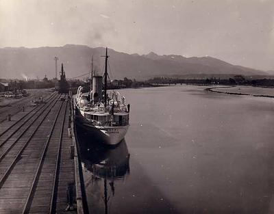 Photograph: MATAI, Westport, 1934 - New Zealand Maritime Museum