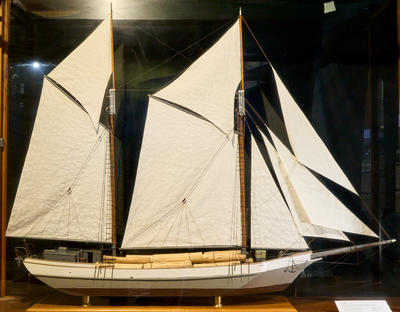 Model: Scow RANGI - New Zealand Maritime Museum