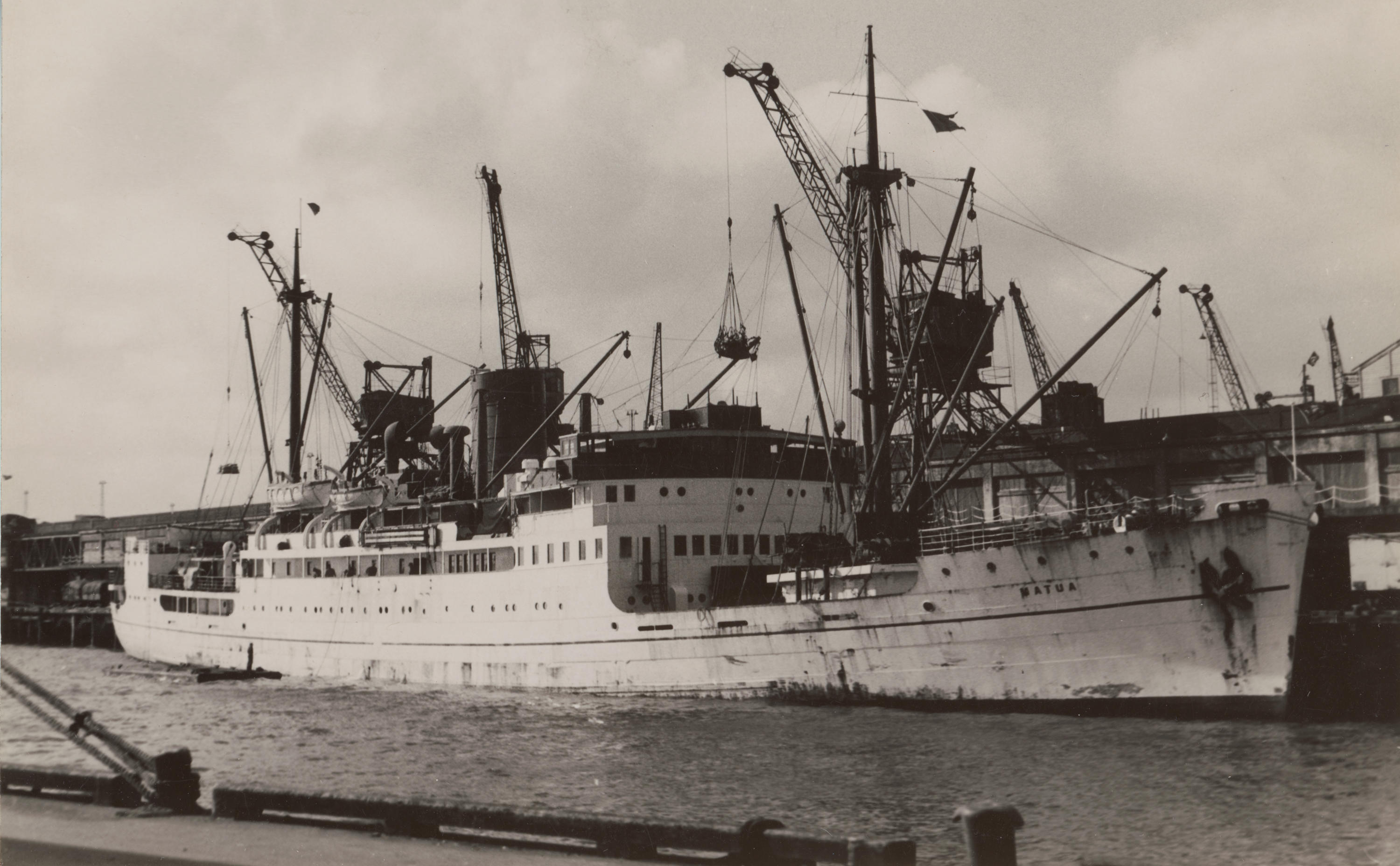Photograph: SS MATUA (1936) berthed at wharf [Waitematā] - New Zealand ...