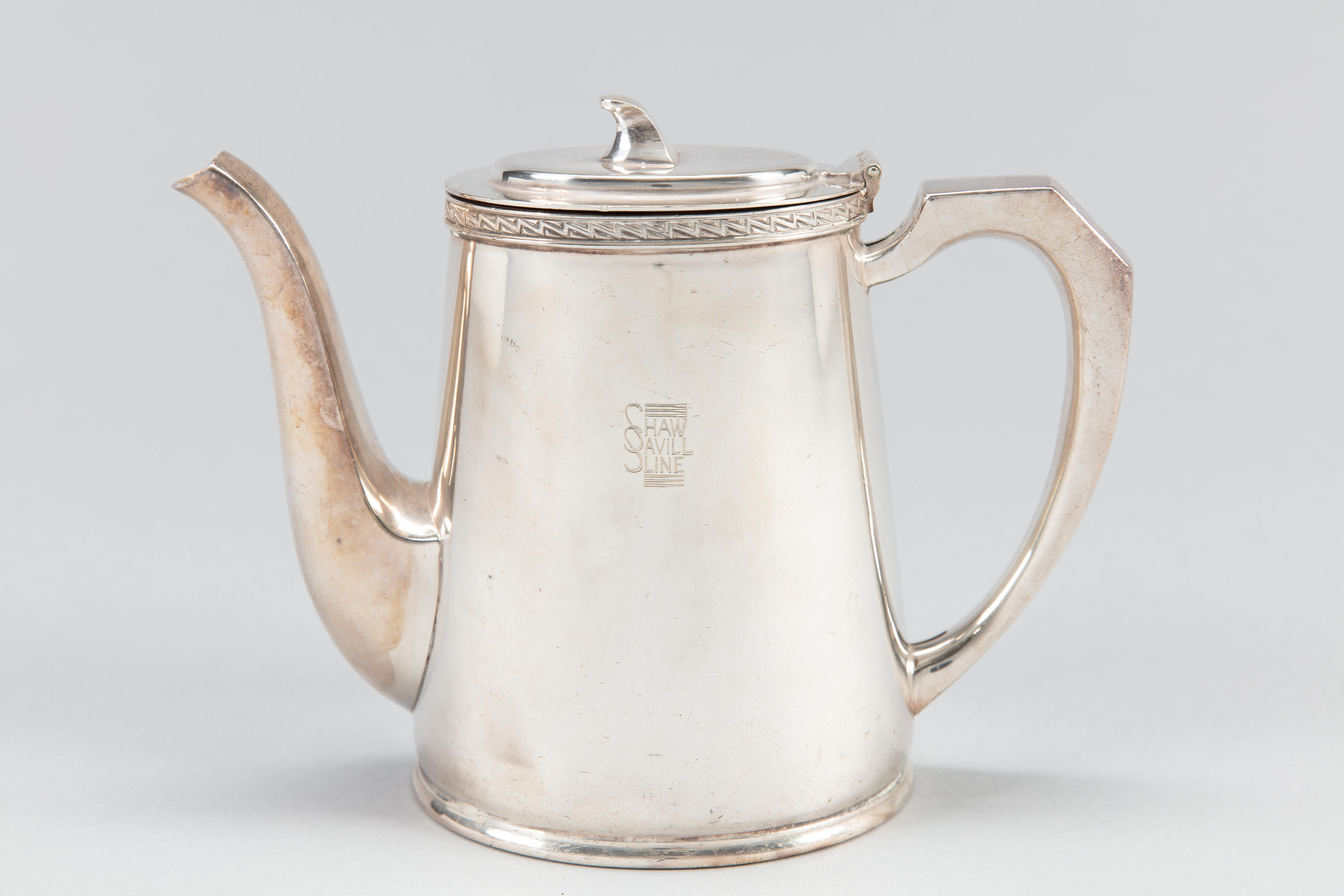 Silver pot: Shaw Savill Line - New Zealand Maritime Museum
