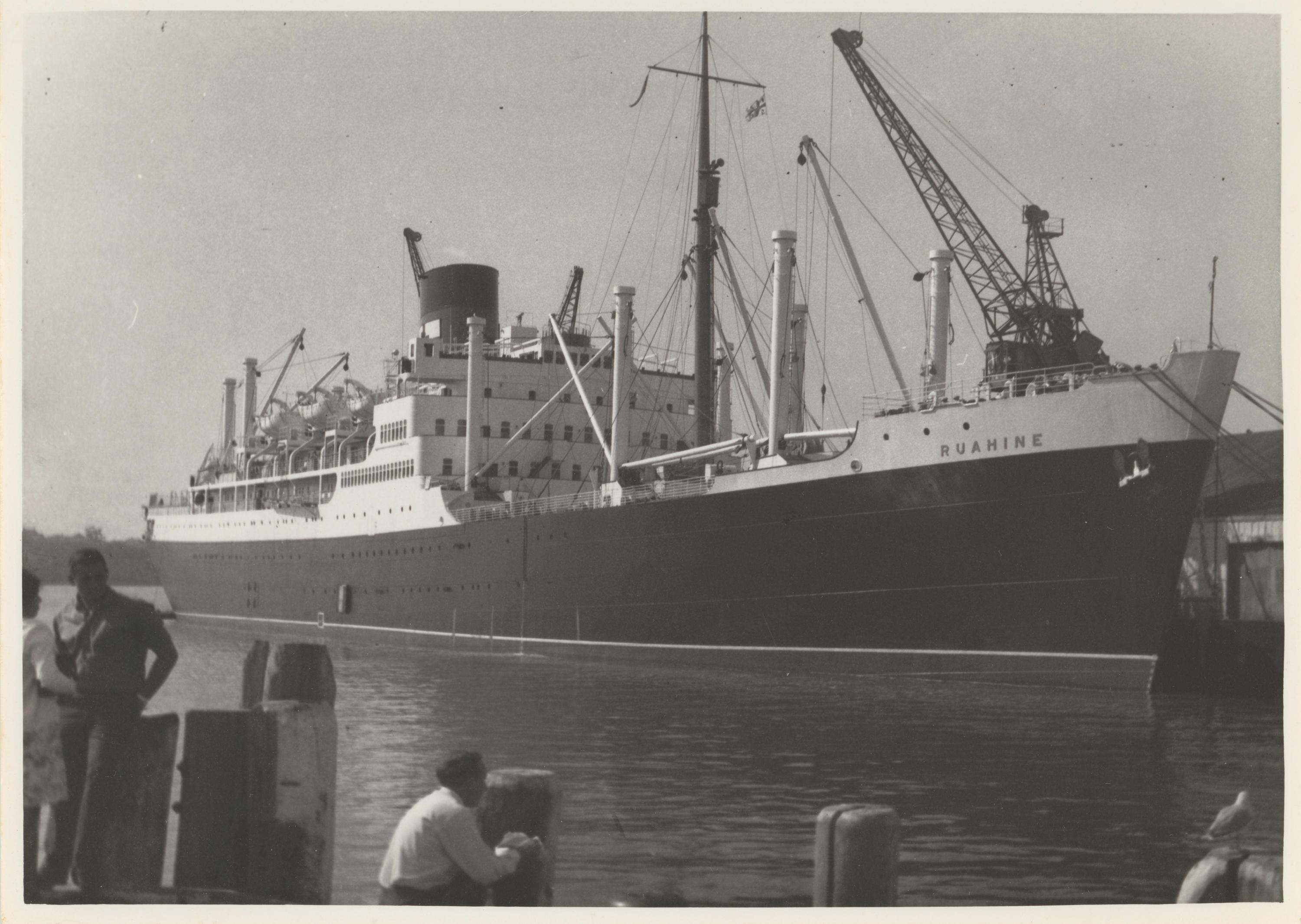 Photograph: RUAHINE (1950) berthed at wharf - New Zealand Maritime Museum