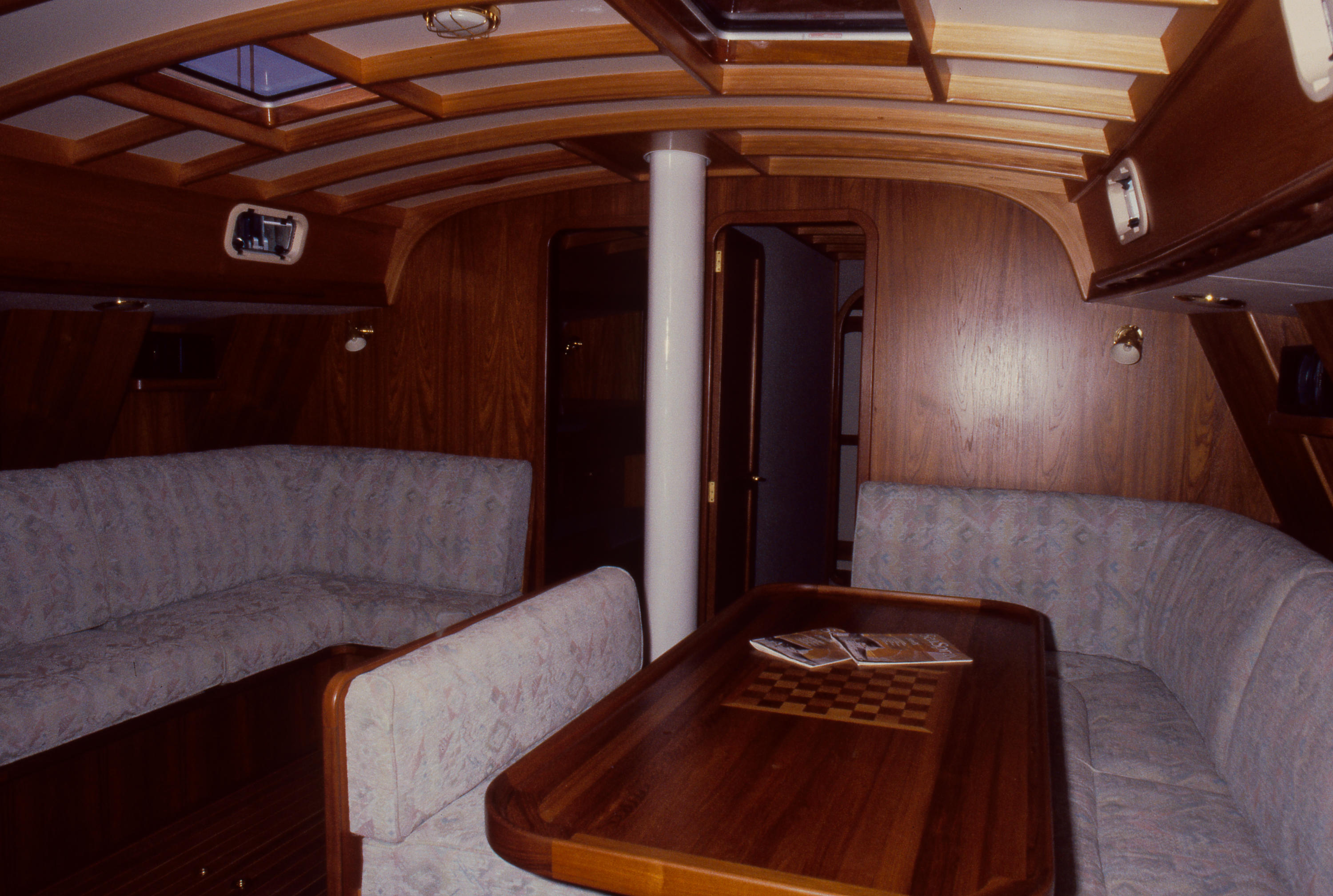 Slide: RORY MHOR, 1989 - New Zealand Maritime Museum