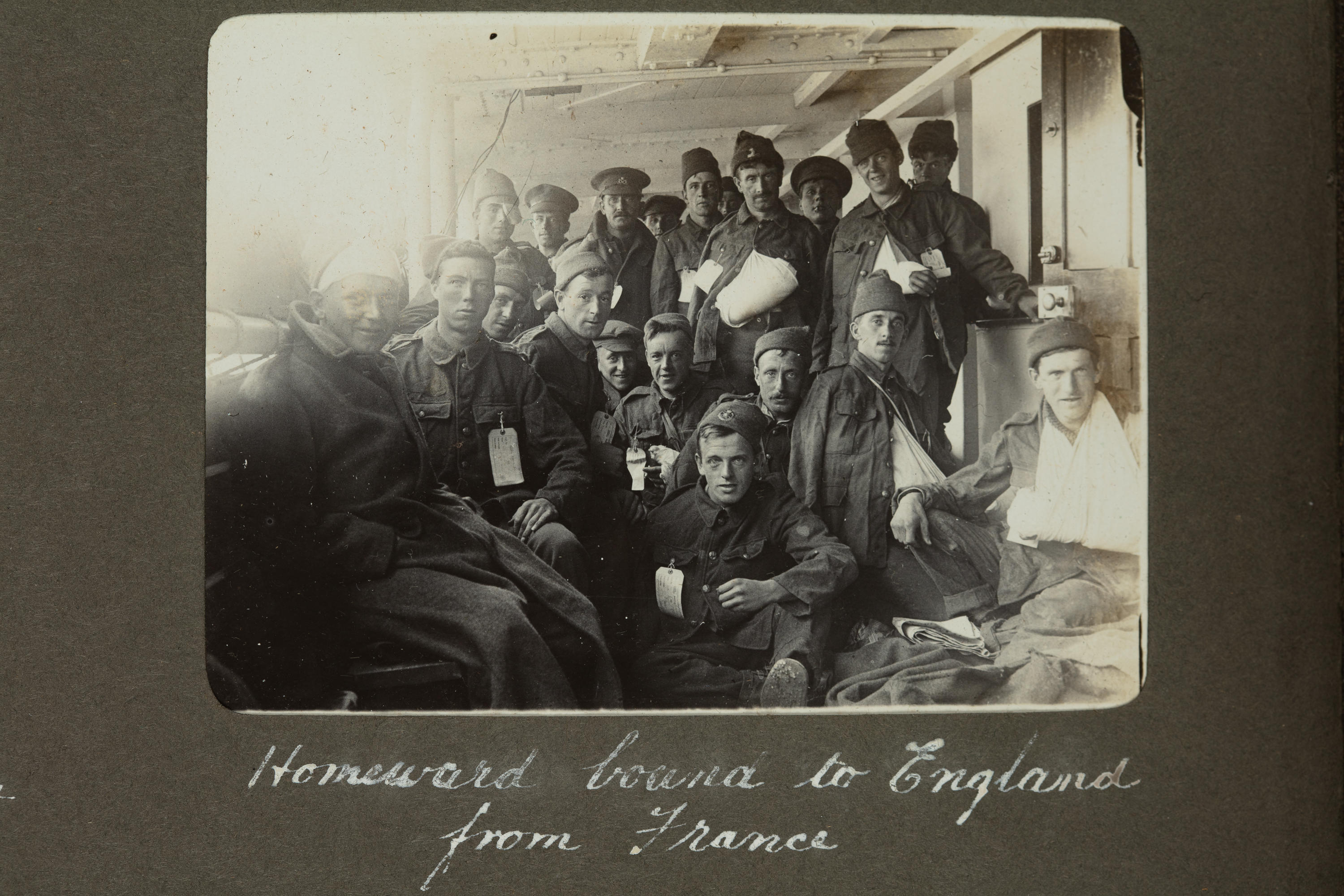 Photograph: Wounded British soldiers on TSS MARAMA (1907) - New Zealand ...