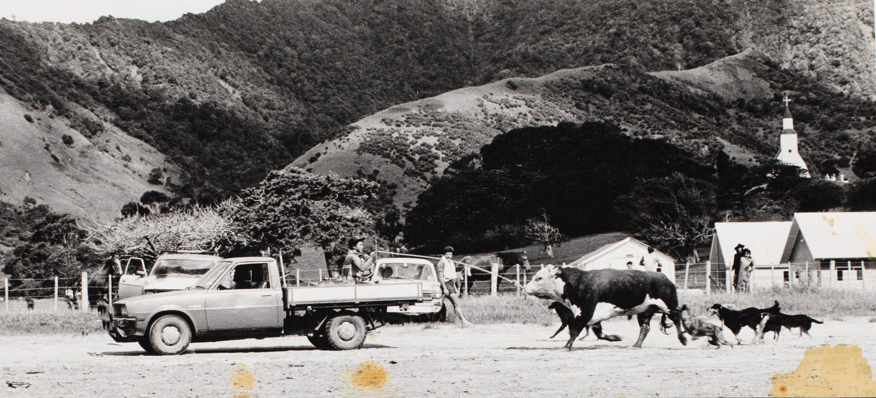 Photograph: Pawarenga, Hokianga, 1988 - New Zealand Maritime Museum