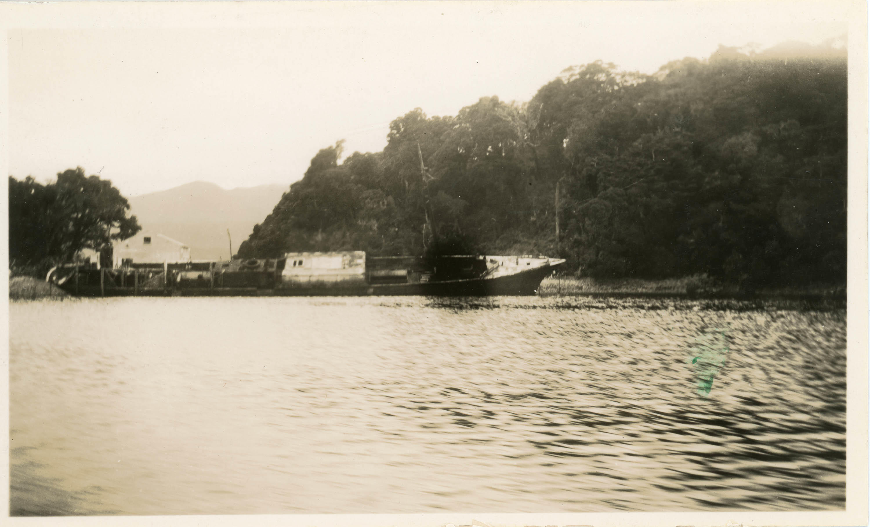 Photograph: STELLA overturned in Chalky Inlet - New Zealand Maritime Museum