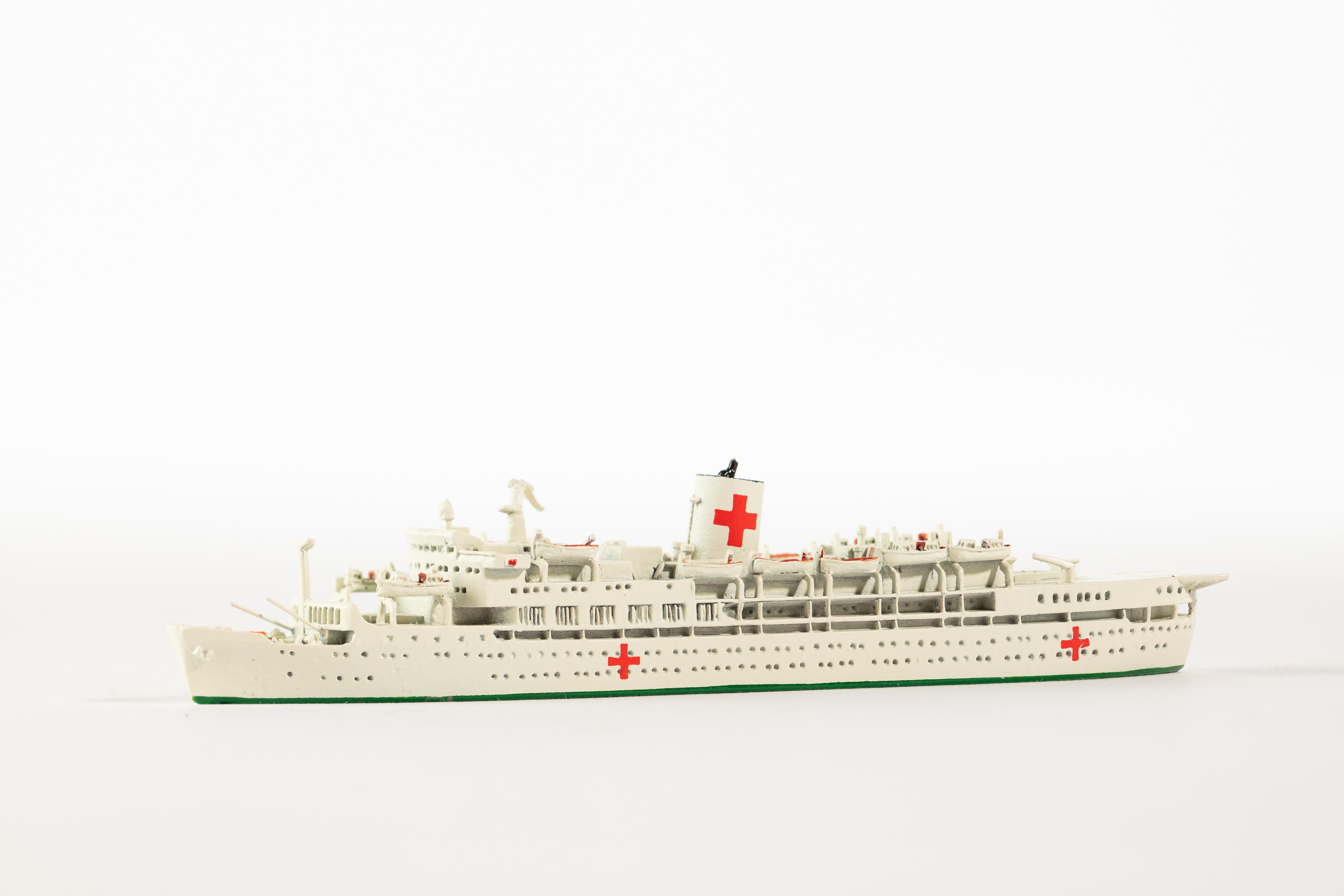 Model: waterline model of ship SS UGANDA - New Zealand Maritime Museum
