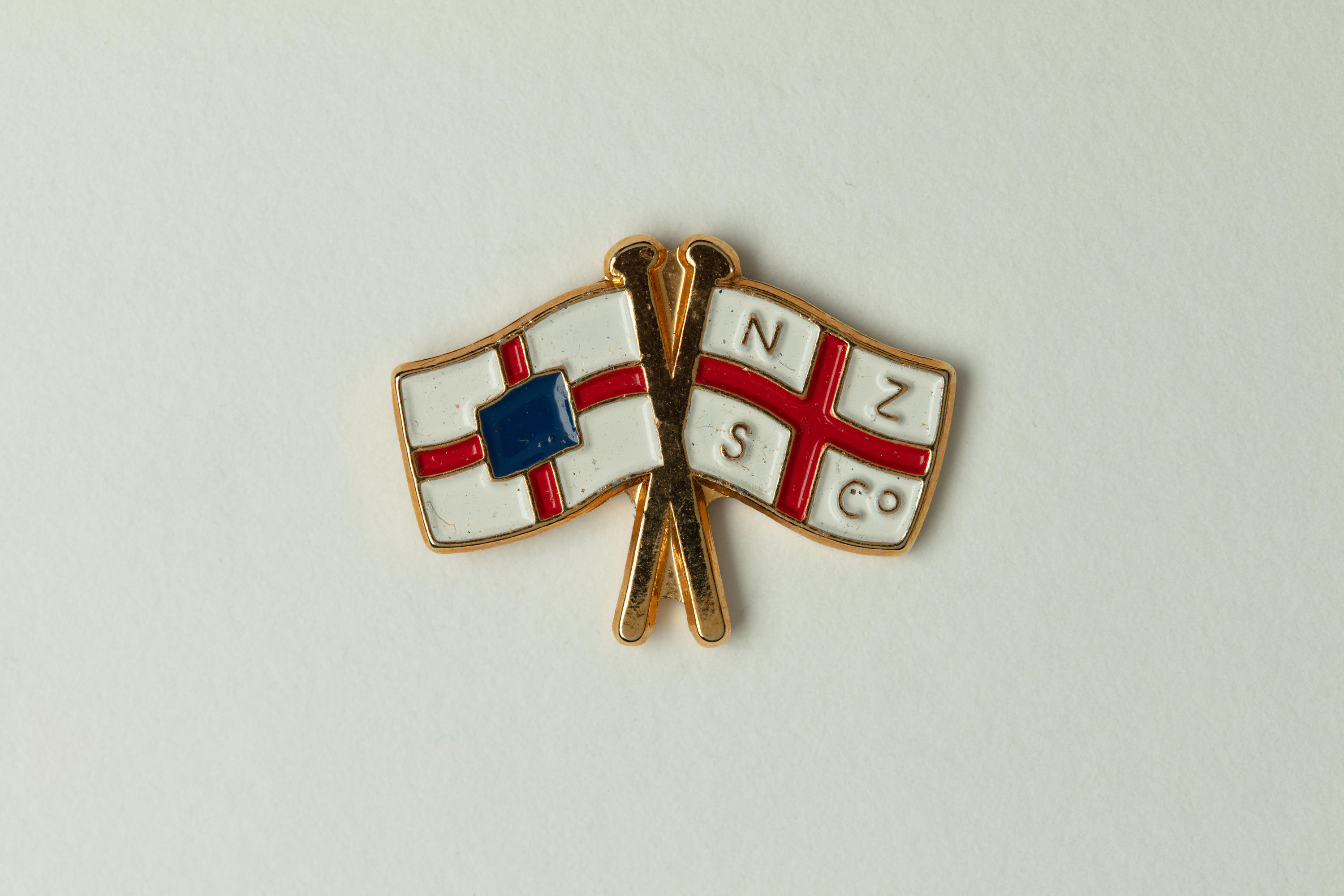 New Zealand Shipping Company badge - New Zealand Maritime Museum