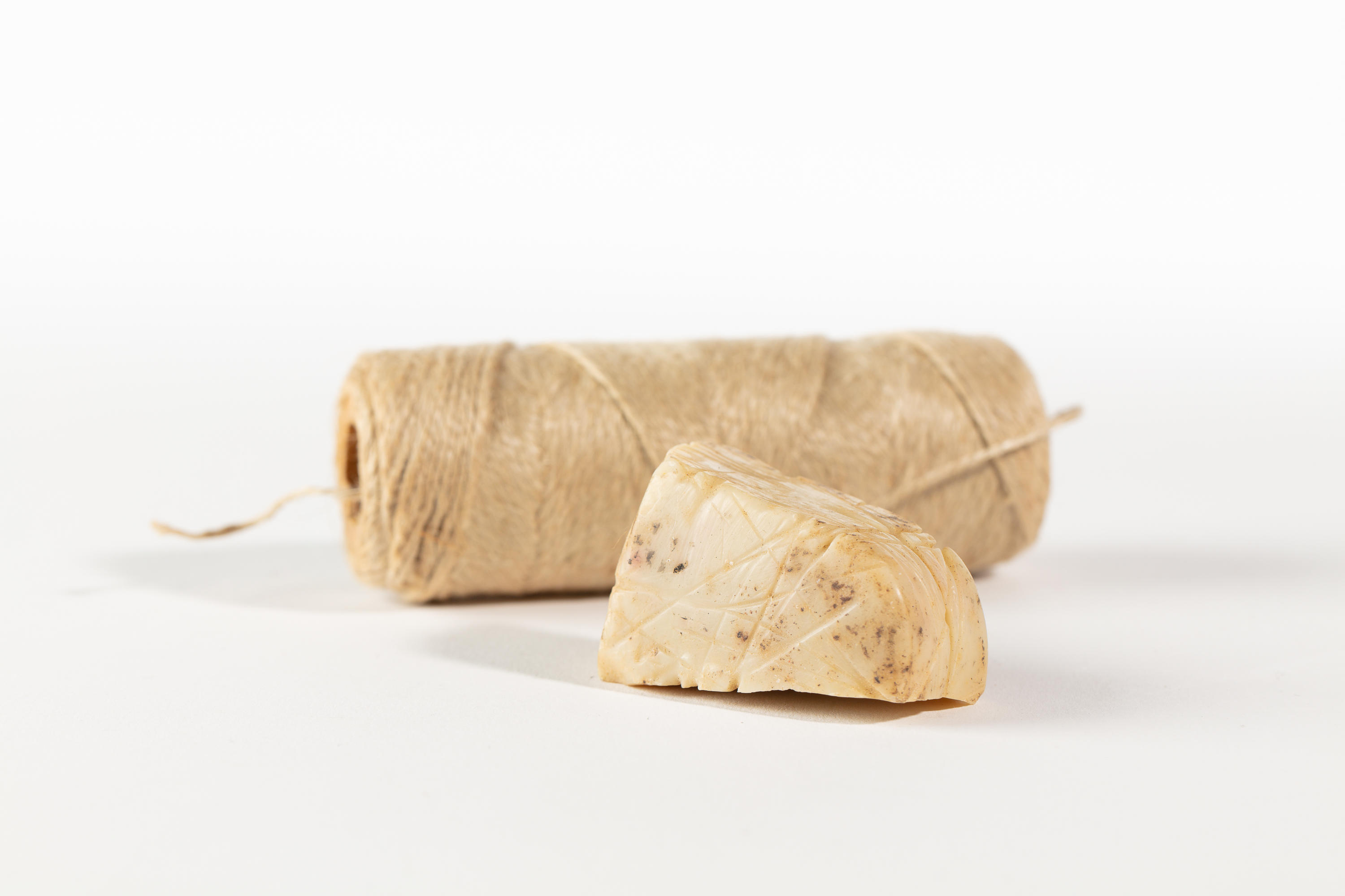 Sailmakers twine and wax - New Zealand Maritime Museum