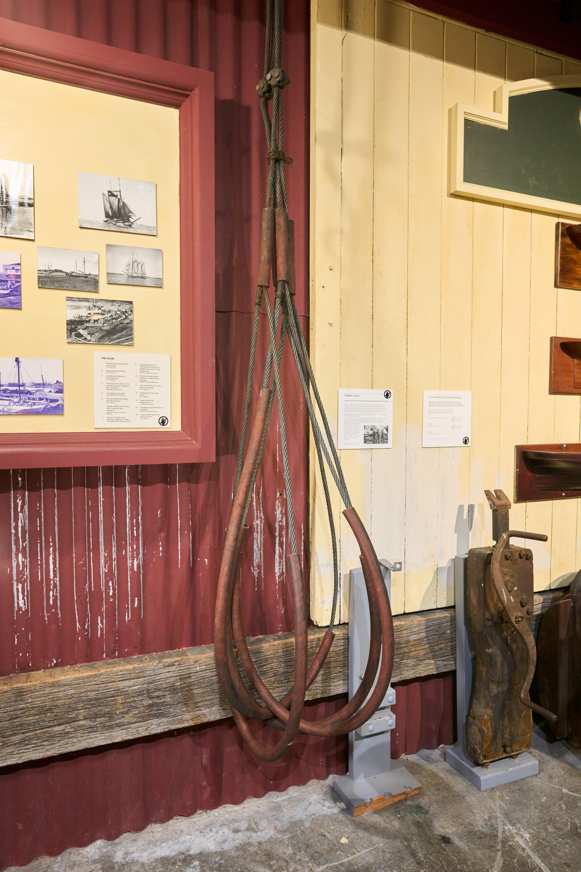 Steel wire ropes - New Zealand Maritime Museum