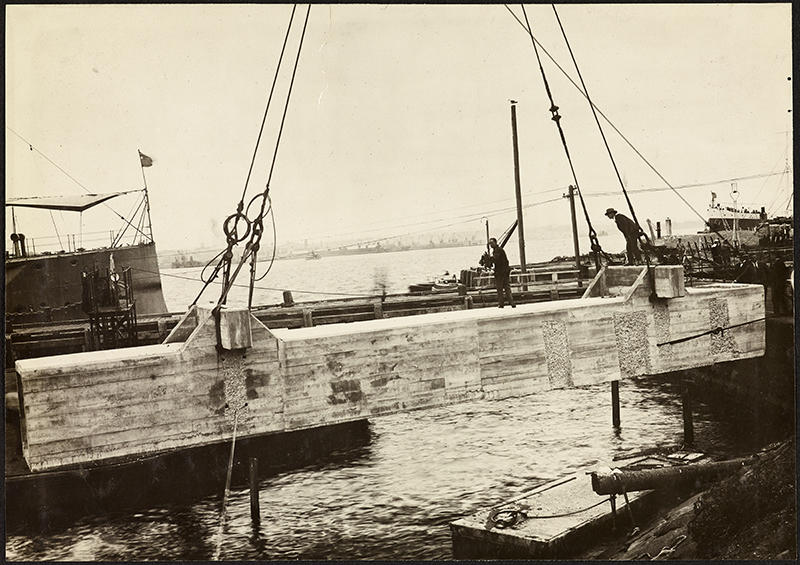 Photograph: Construction of culvert for Calliope Dock, 1926. - New ...