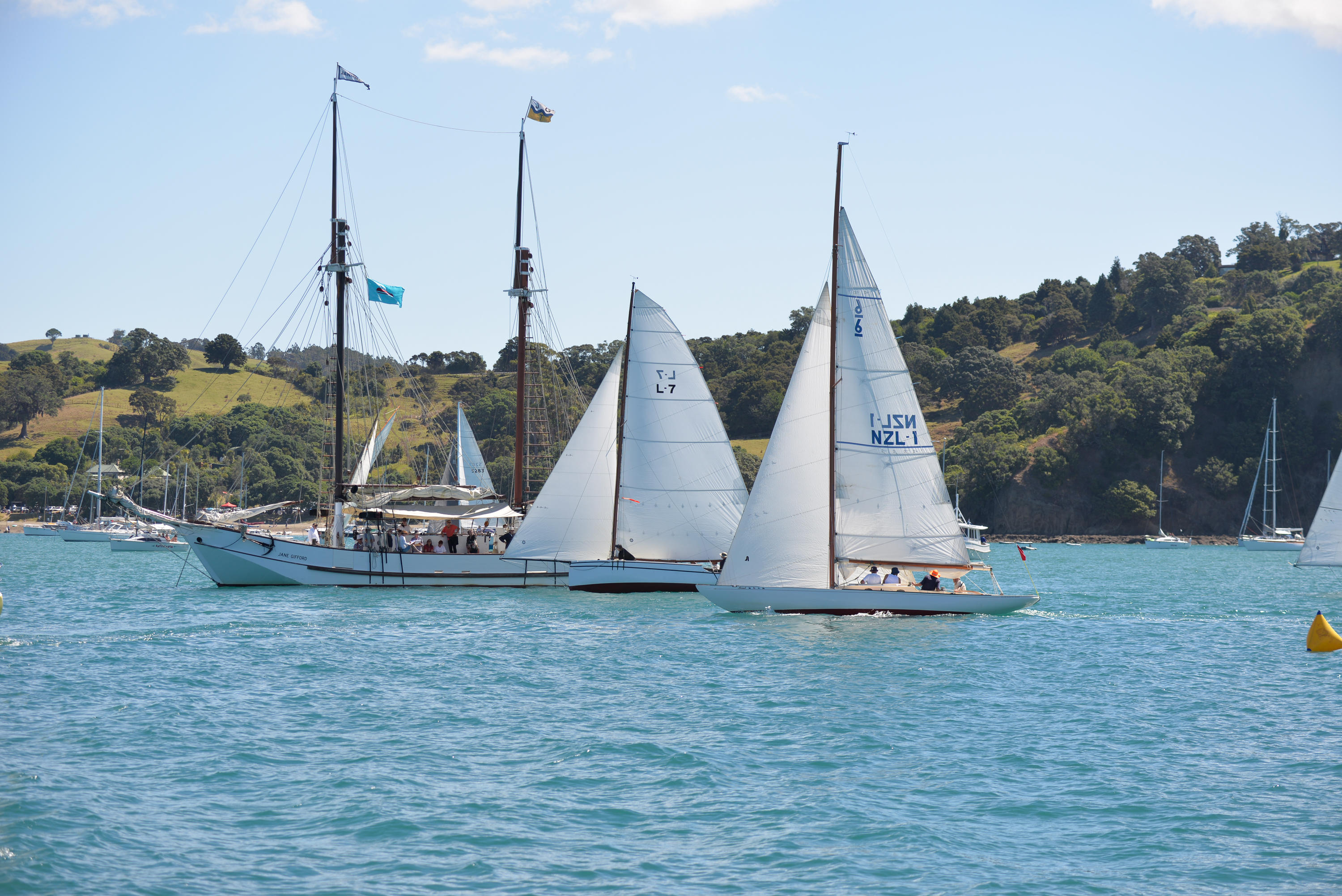 Photograph: JANE GIFFORD (1908), KOMURI (L7) and SCOUT (NZL1 ...
