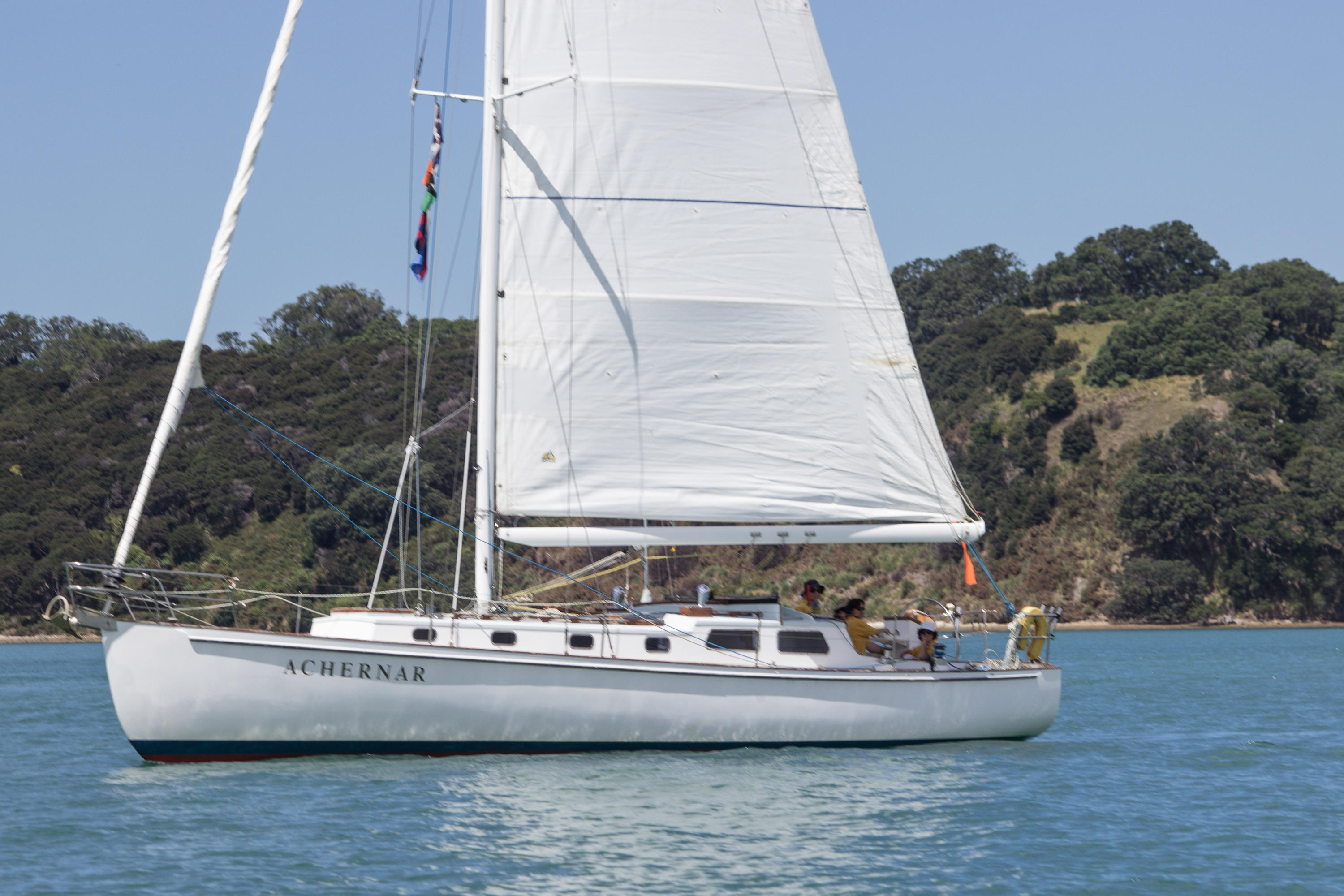 Photograph: ACHERNAR on Mahurangi Harbour, Hauraki Gulf - New Zealand ...