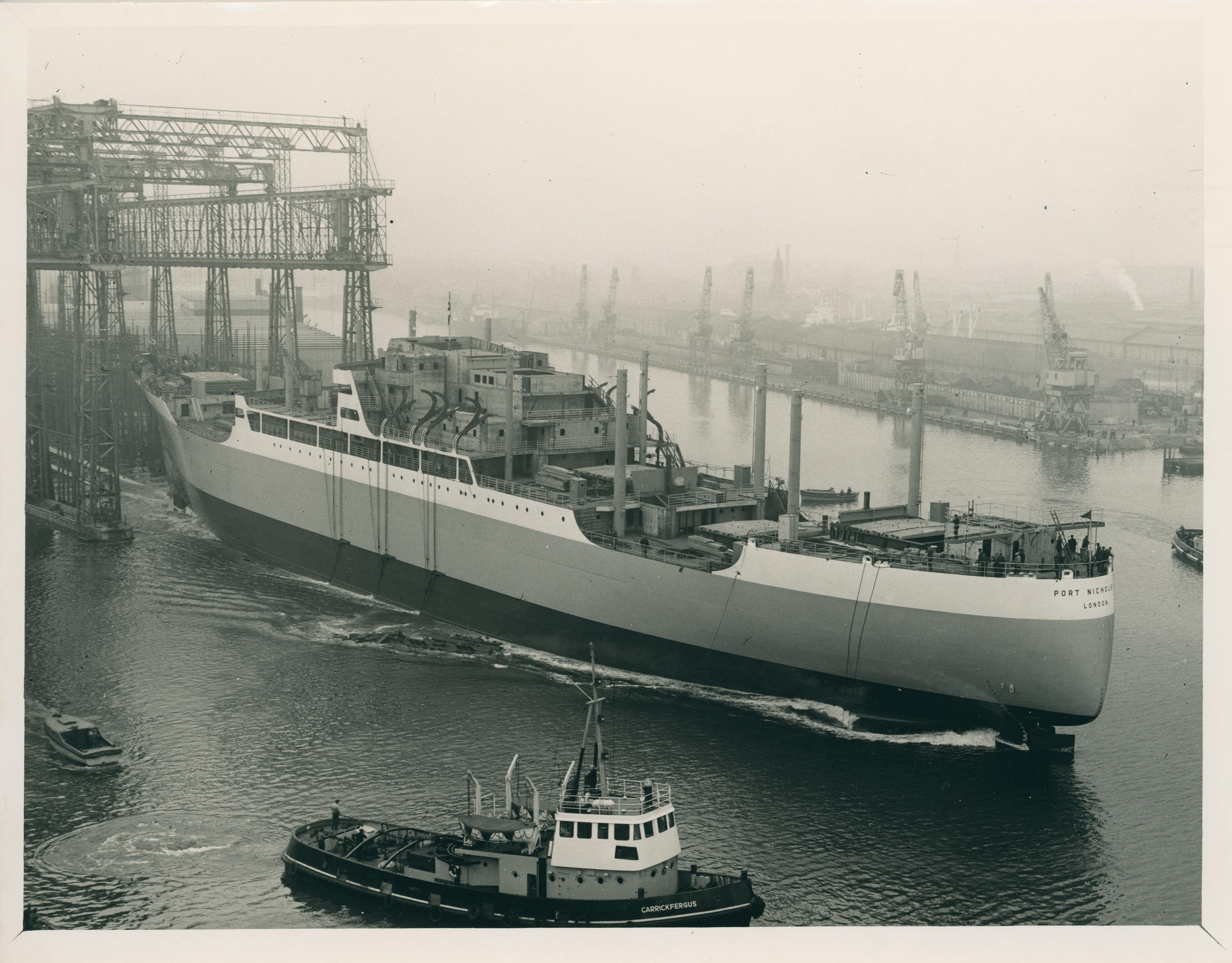 Photograph: The lauching of PORT NICHOLSON (1962) - New Zealand ...