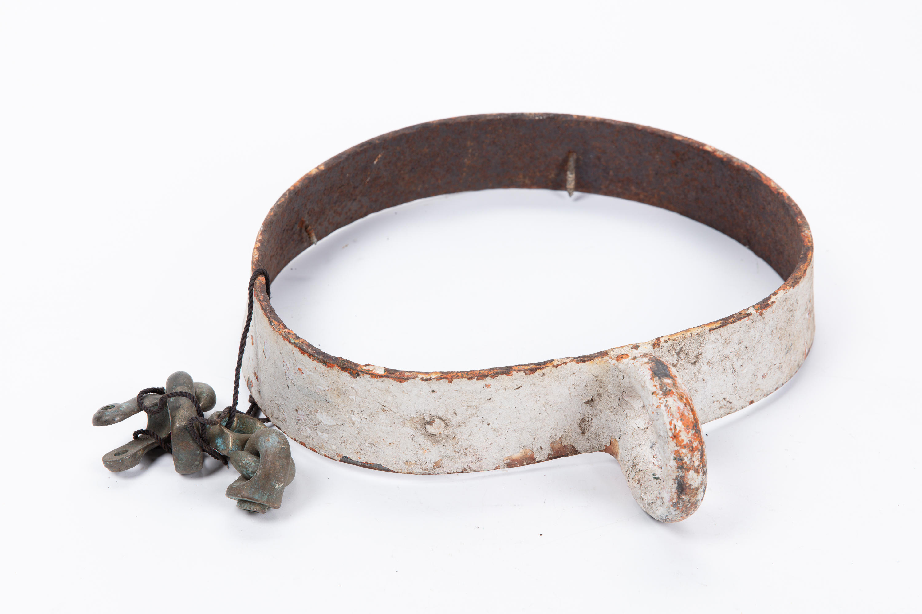 Mast band believed to be from crane - New Zealand Maritime Museum