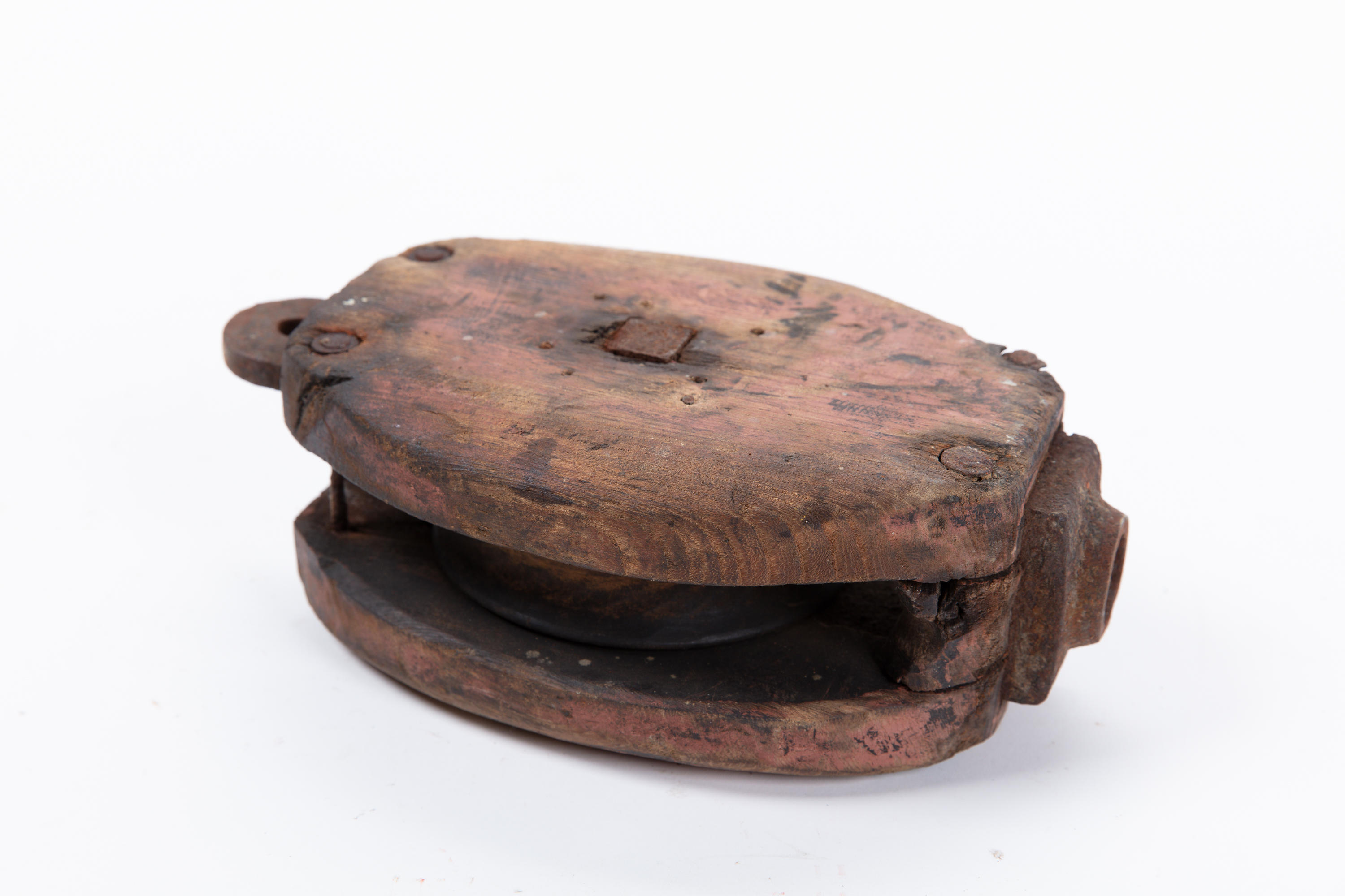 Block Single Sheave With Strap And Bracket New Zealand Maritime Museum
