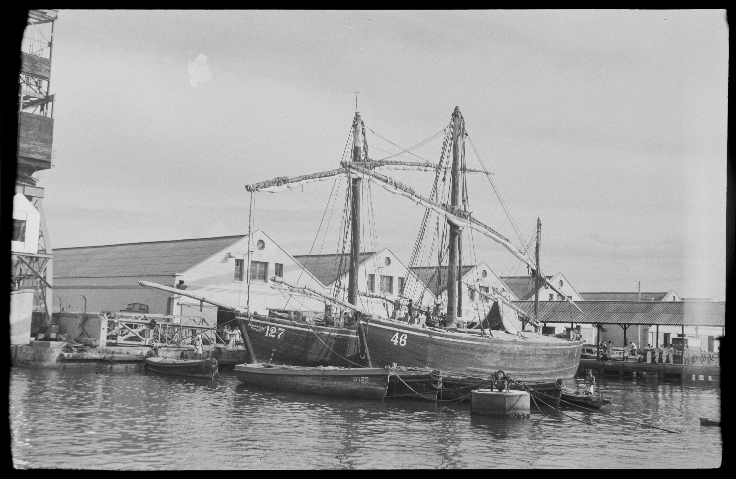 Negative: PHILOMINAMMAL thoni 127 and MARIAMMAL thoni 46, Colombo, Sri ...