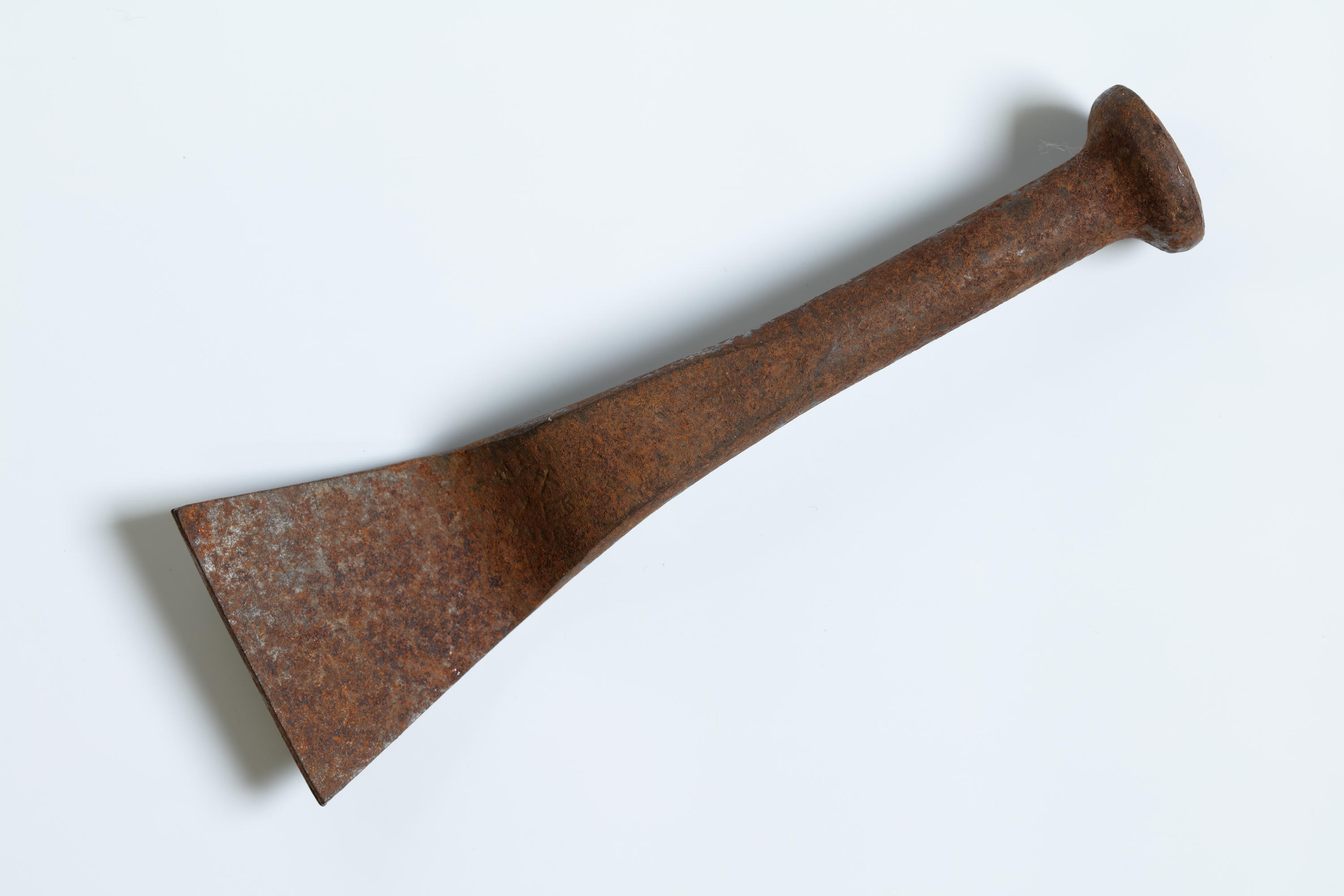 Tool: Caulking iron - New Zealand Maritime Museum