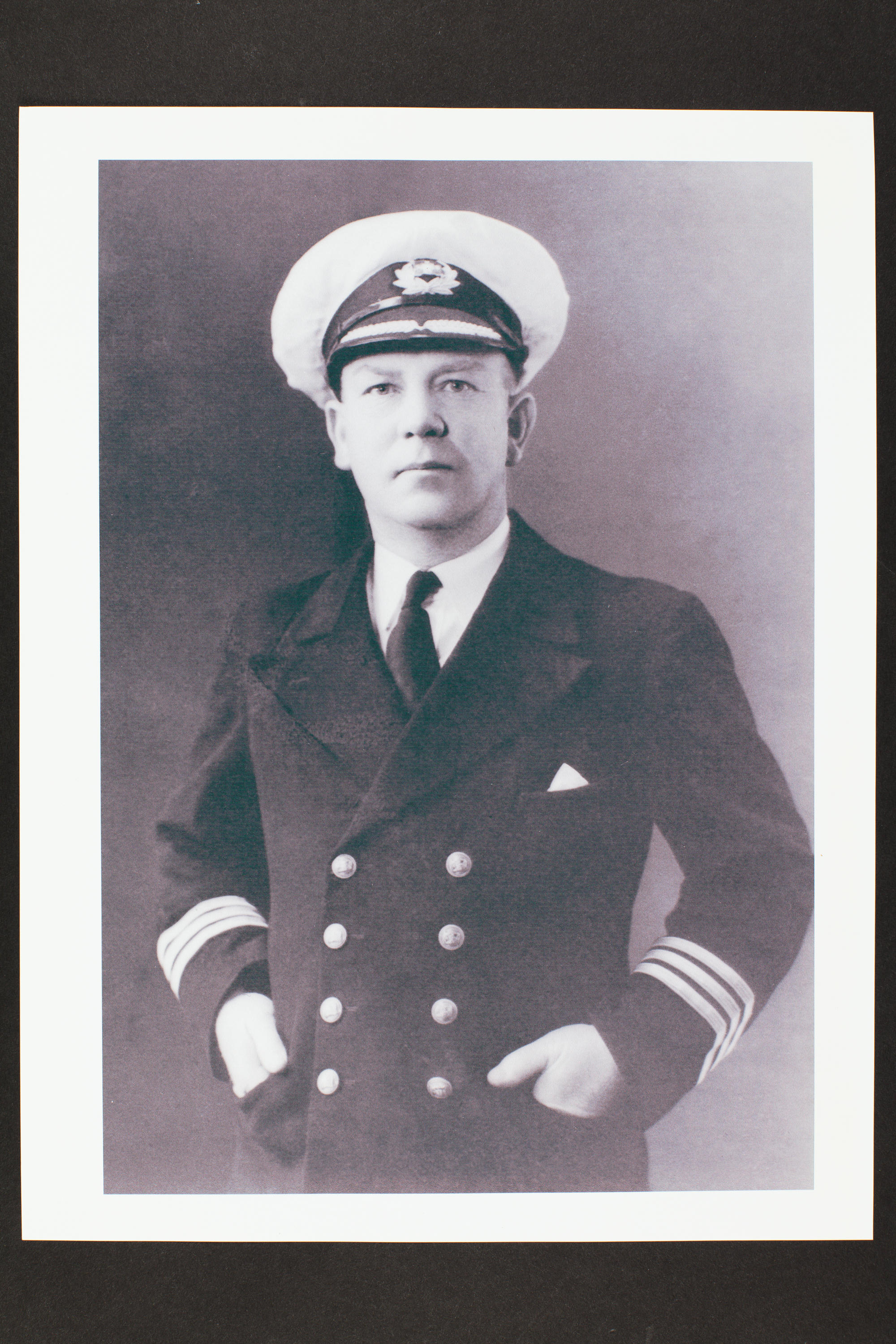 Photograph: Captain Eric Aden Cox - New Zealand Maritime Museum