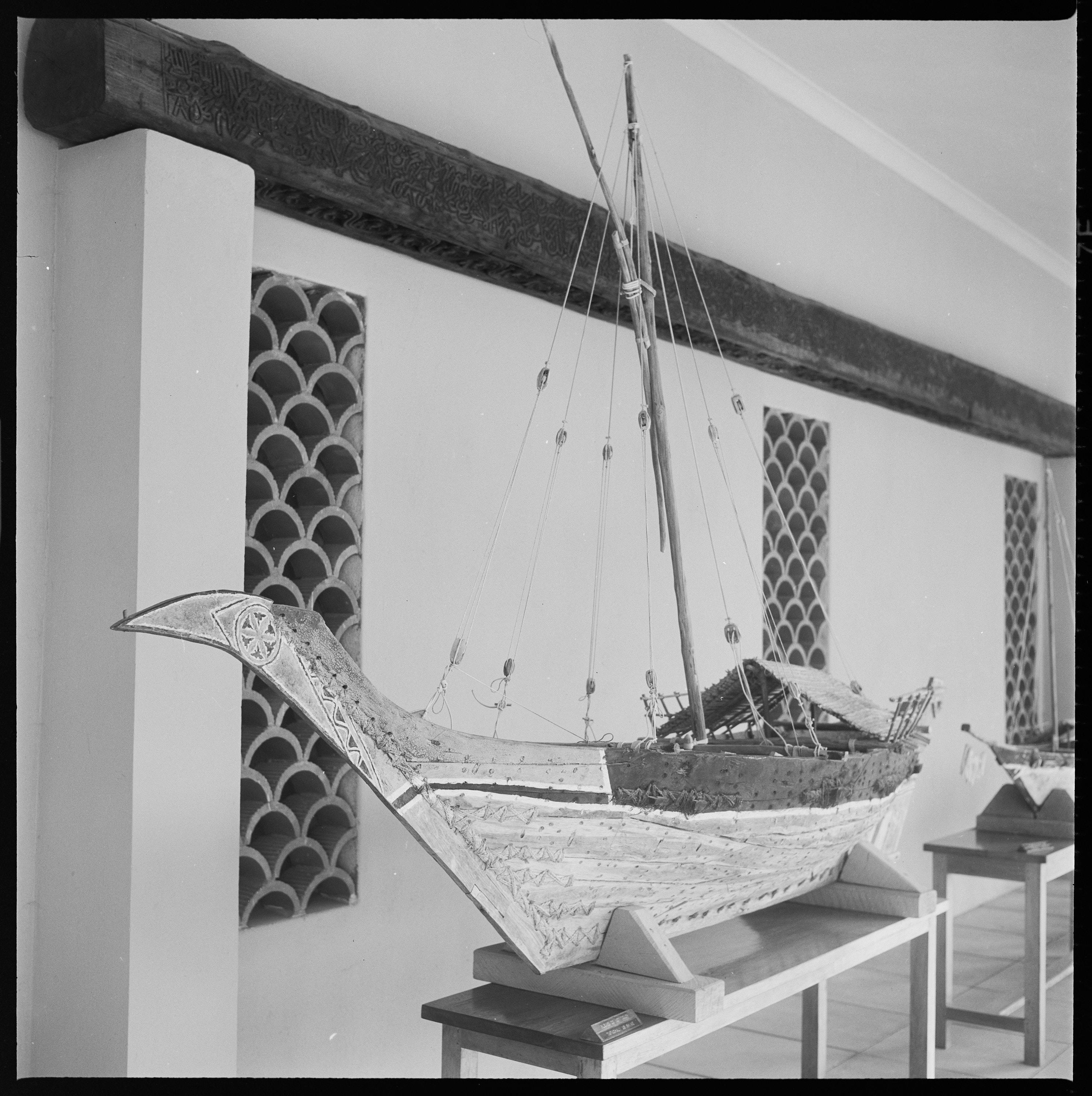 Negative: Model of mtepe, Fort Jesus Museum - New Zealand Maritime Museum