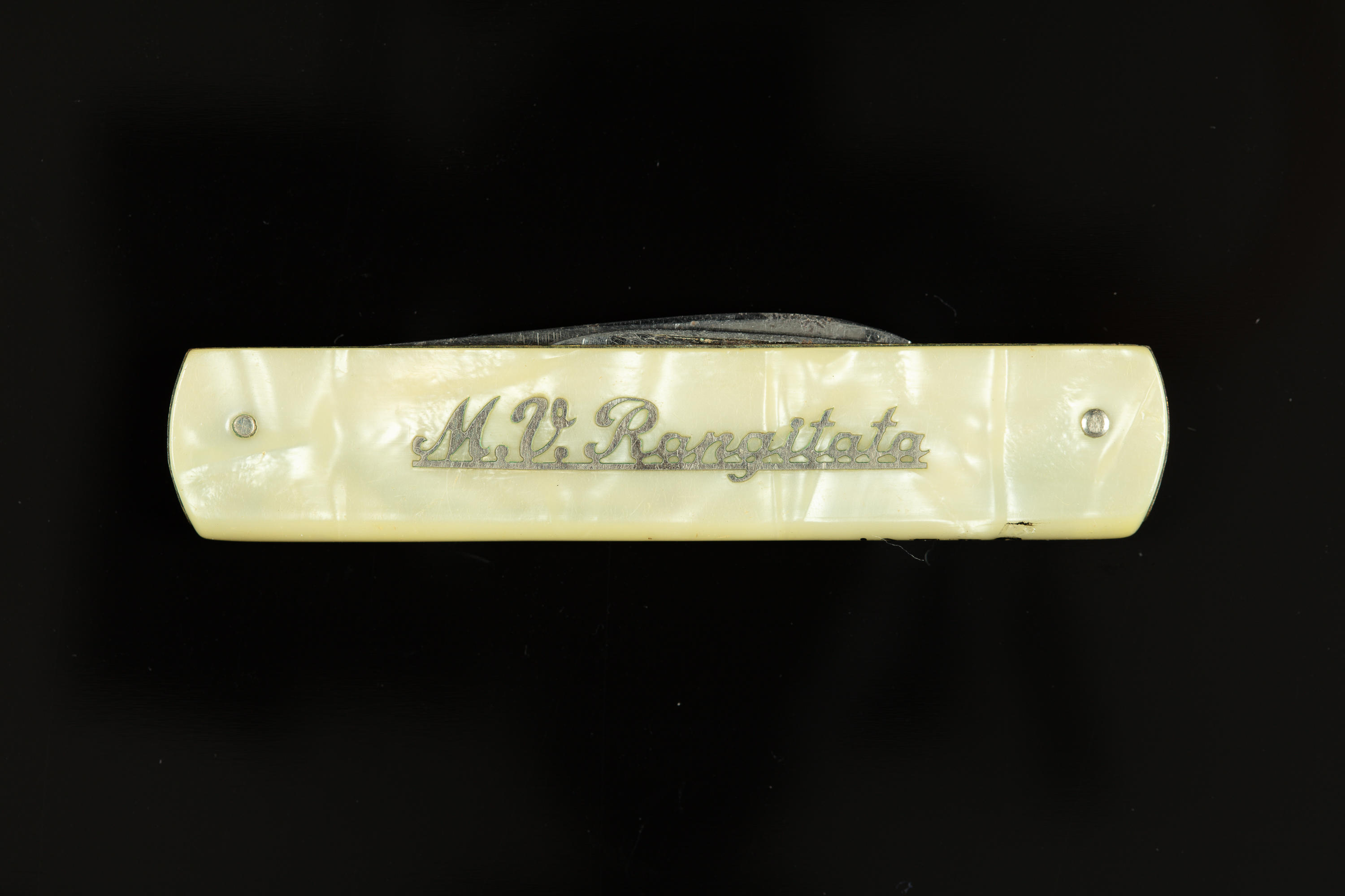 Pocket knife: MV RANGITATA - New Zealand Maritime Museum