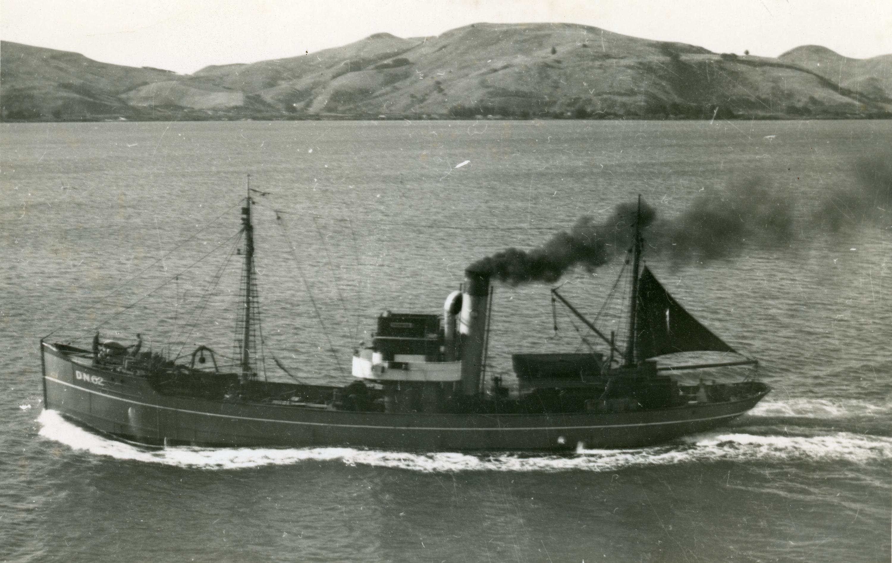 Photograph: TAIAROA in Otago - New Zealand Maritime Museum