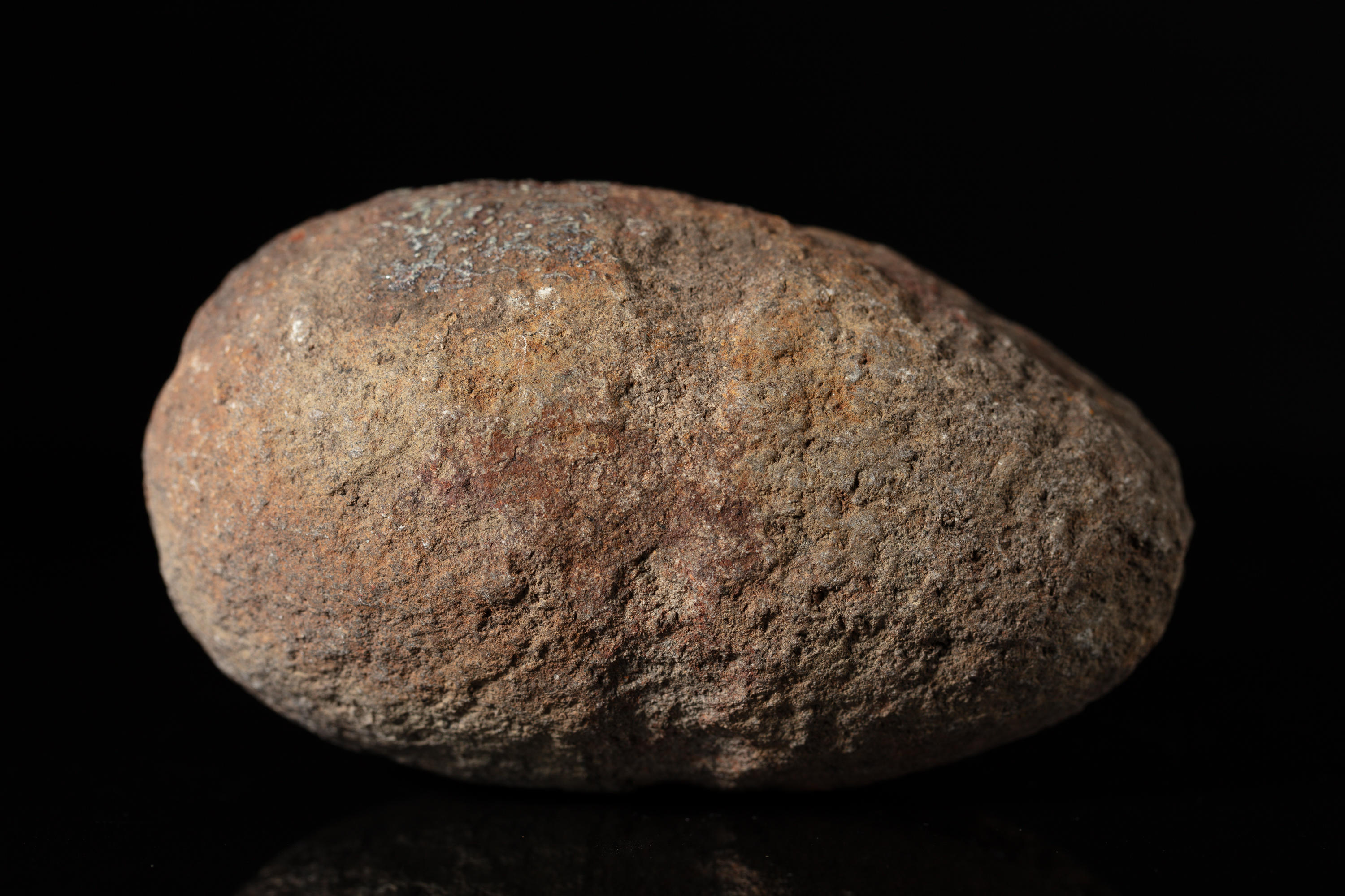 Māhē / Stone Sinker, made from coarse volcanic stone with lashings ...