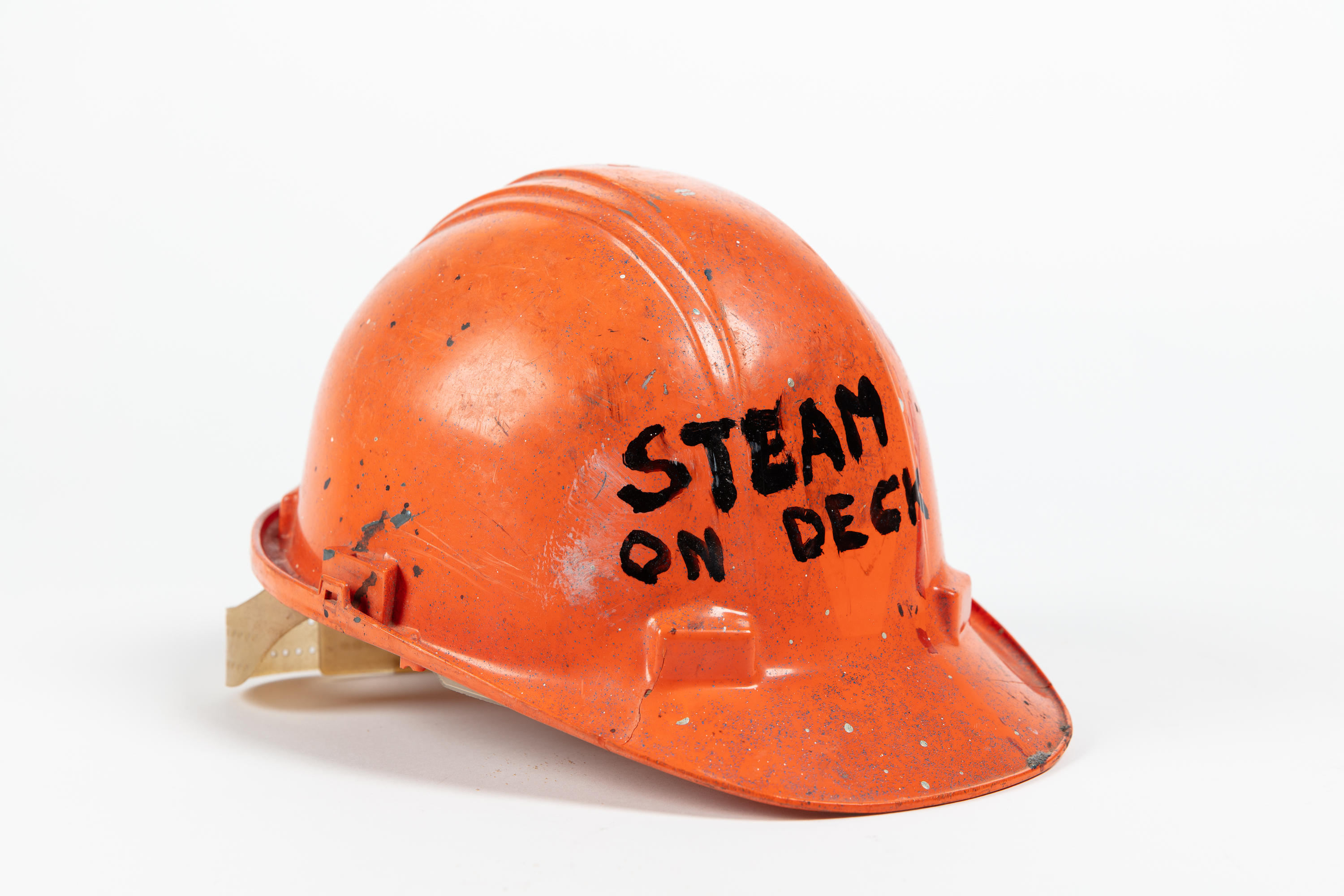 Johnny Mac's hard hat - New Zealand Maritime Museum
