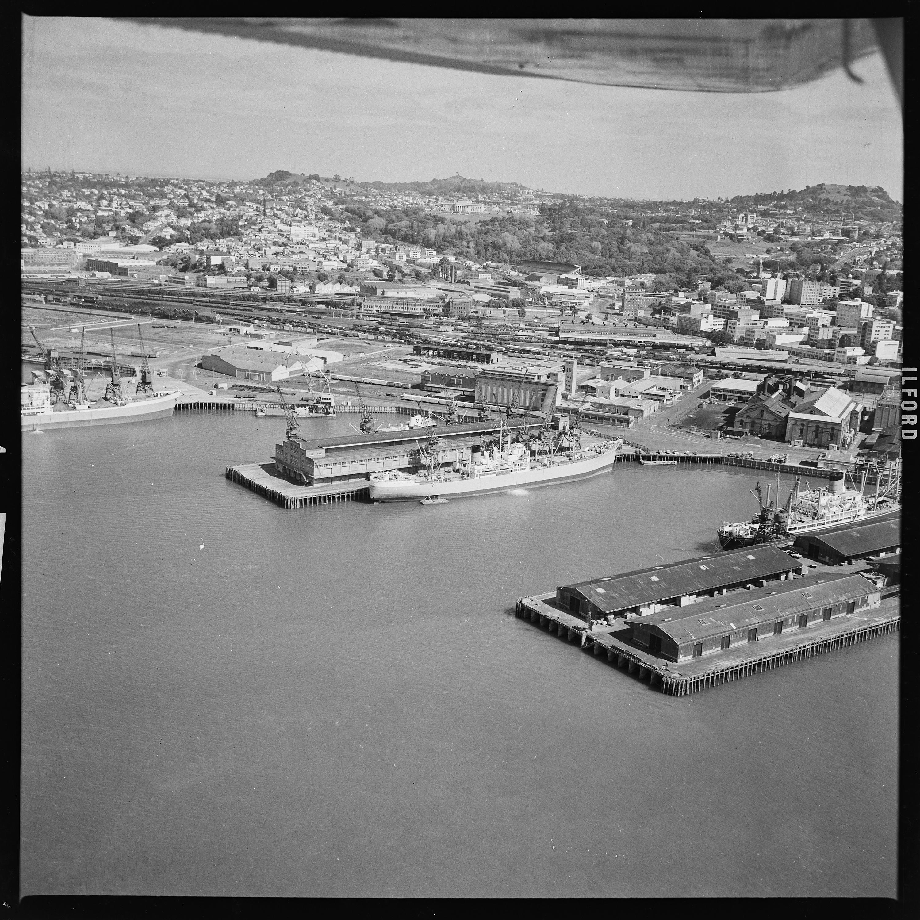 Negative: Auckland Harbour Board - New Zealand Maritime Museum