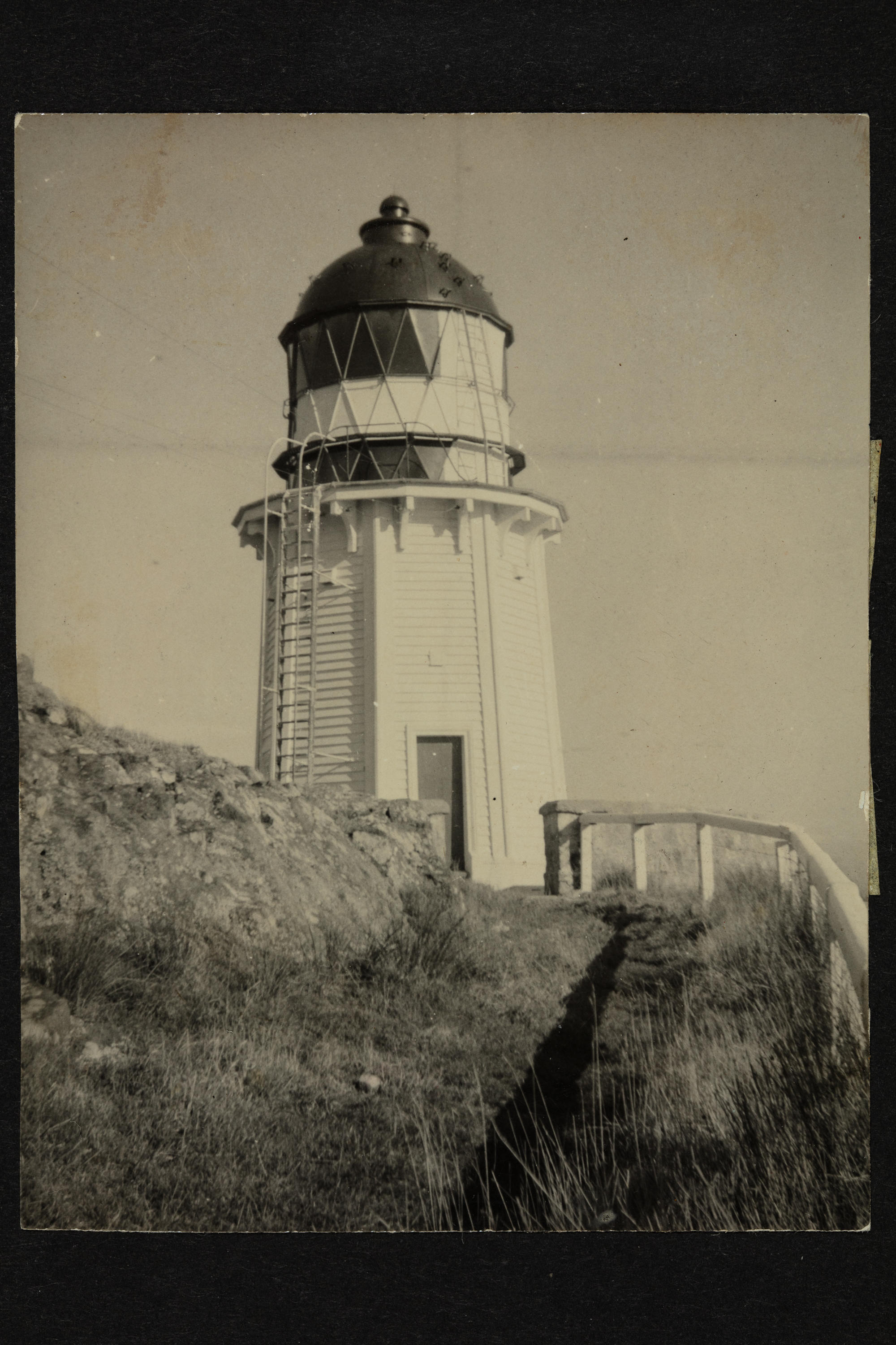 Photograph: Lighthouse, Centre Island - New Zealand Maritime Museum