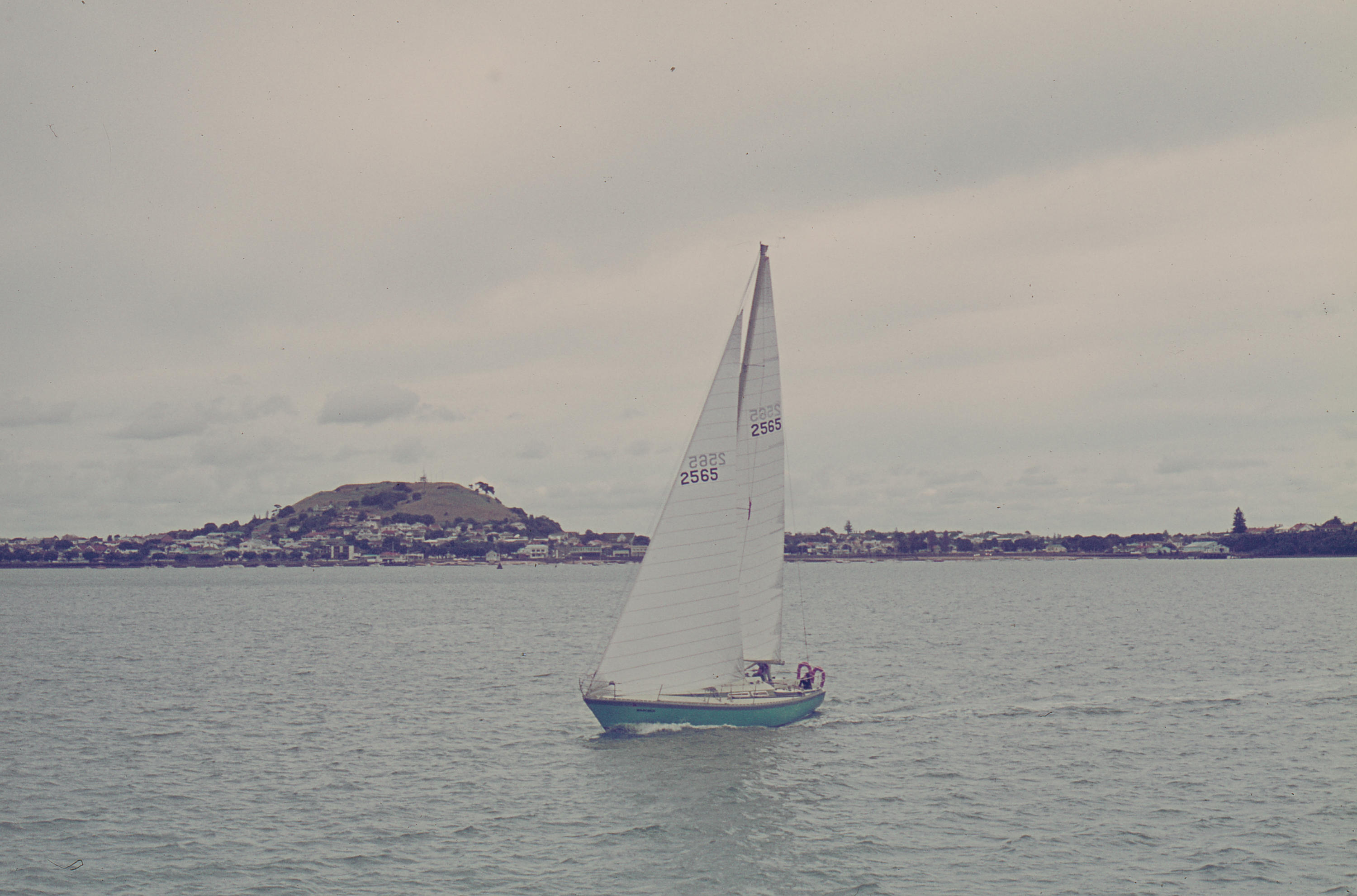 Slide: Cavalier 36 1976 3/76 - New Zealand Maritime Museum