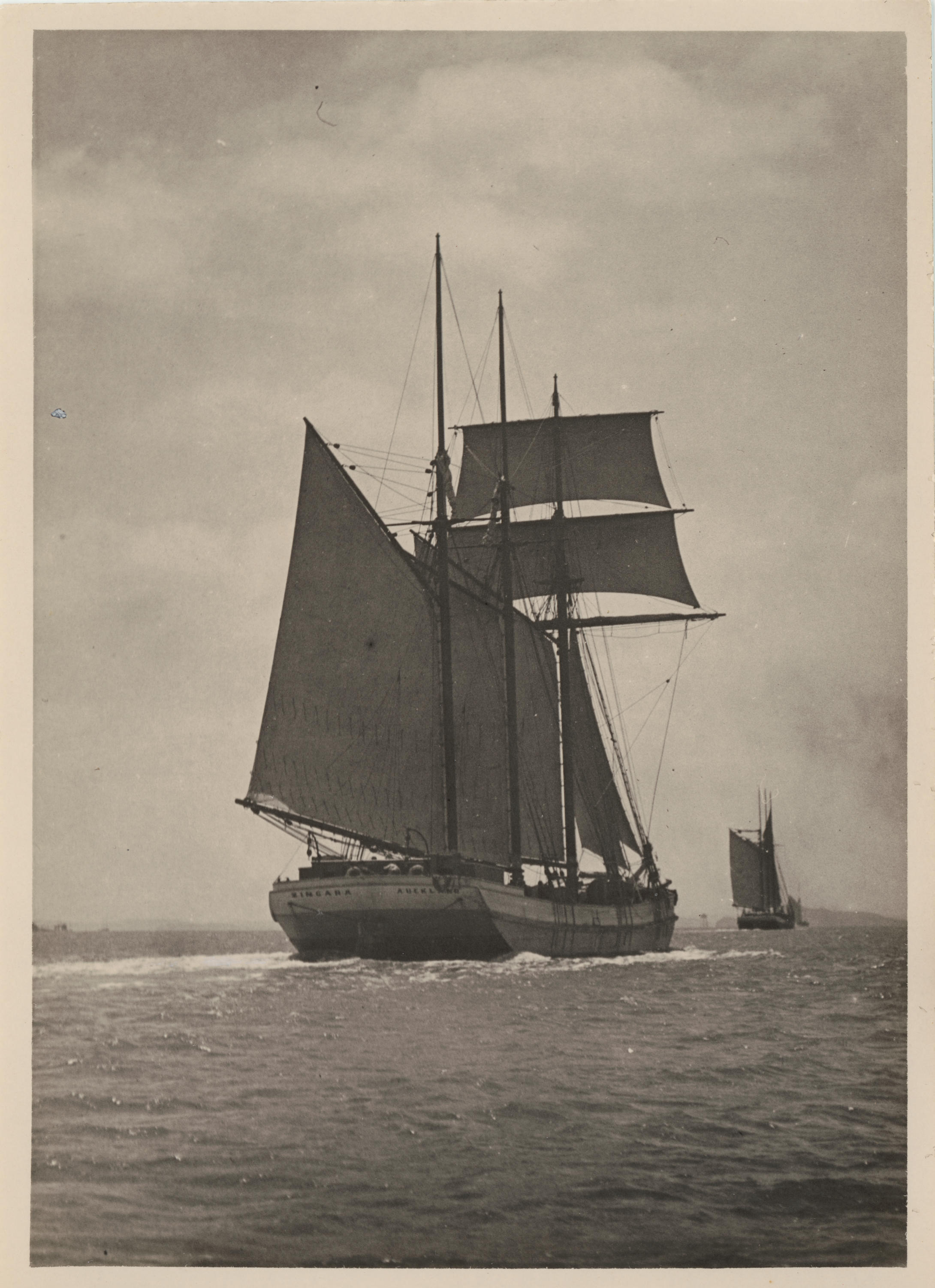 Photograph: ZINGARA (1906) three-masted topsail schooner scow - New ...